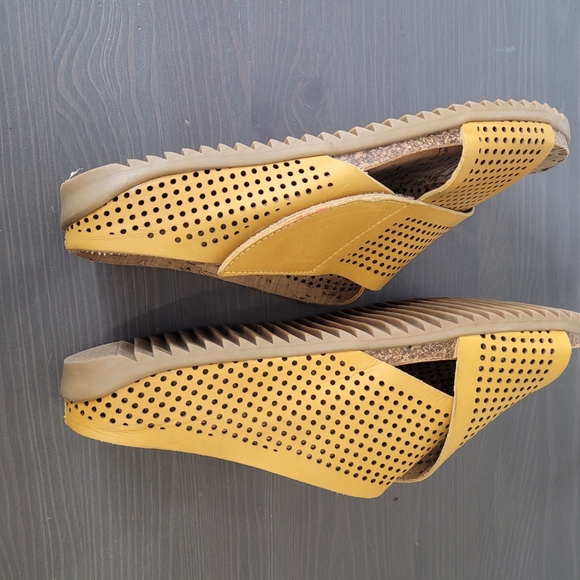 BIONATURA | Shoes | Bionatura Cork Bed Cushioned Foot Bed Golden ...